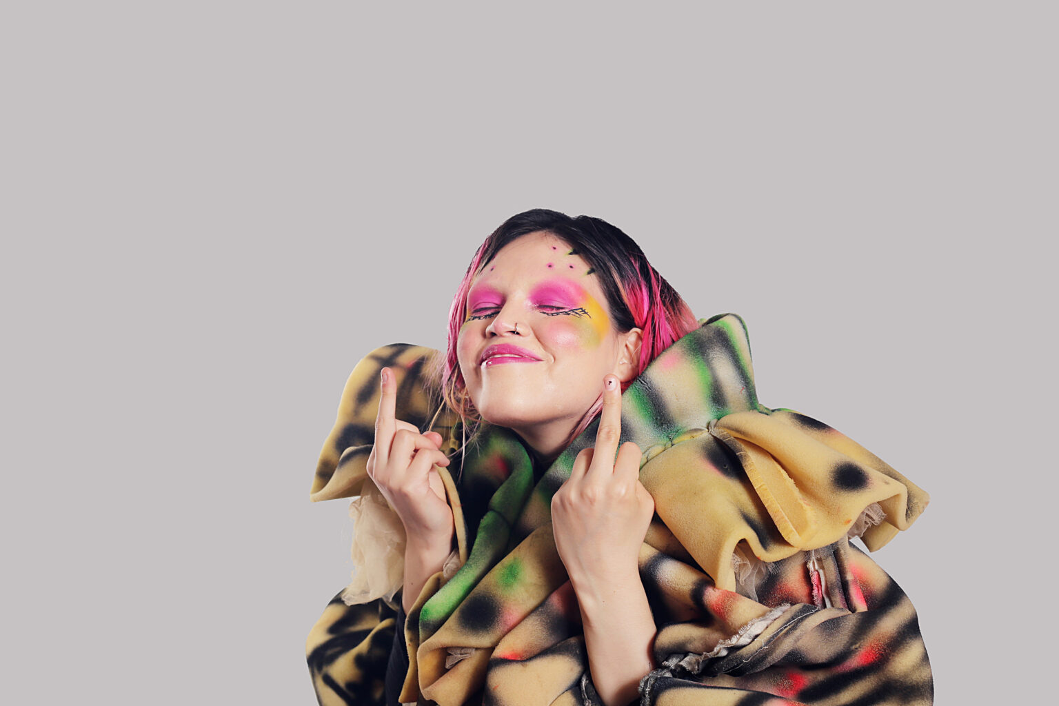 #INSPOWER Bruses es la música con el alma diferente - Meow Magazine ...