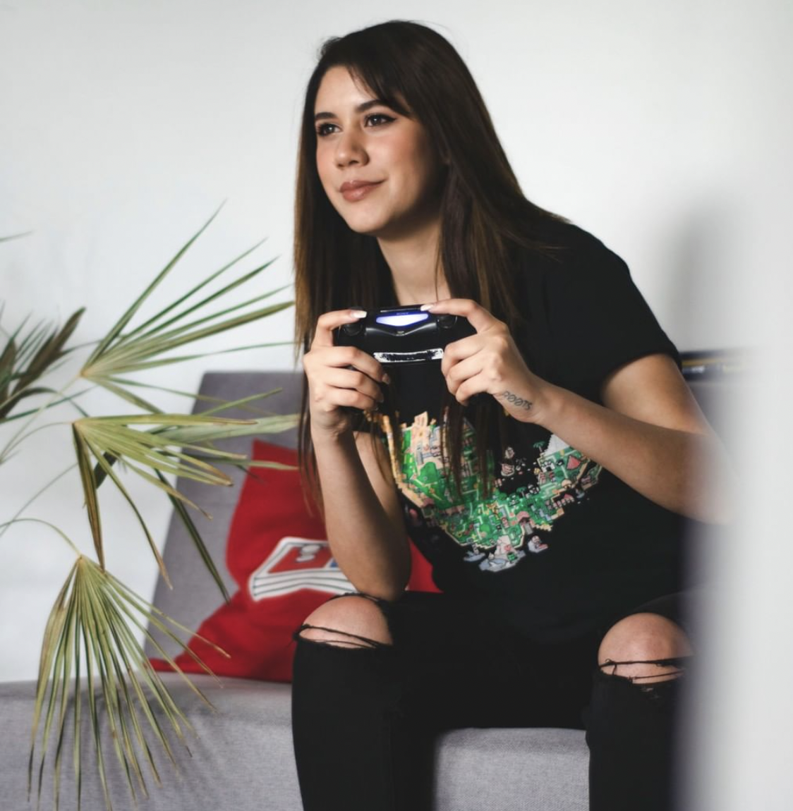 Evy Rosas y Mary Roots: el poder femenino en los videojuegos - Meow ...